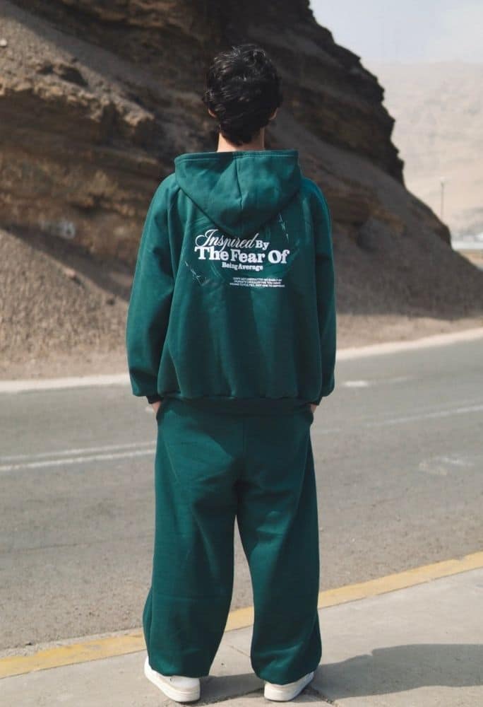 Pack: Buzos Oversive + Polera Boxy Fit IIV